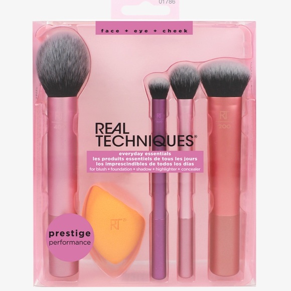 Makeup | New Everyday Essentials Makeup Brush Sponge Set | Poshmark